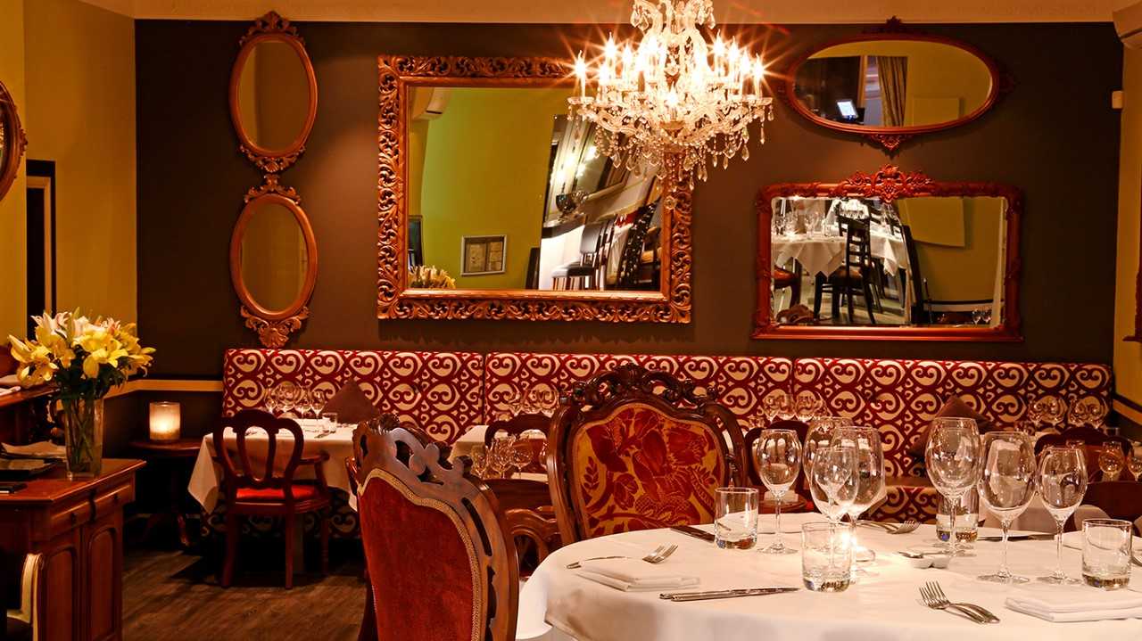 Apply now: Waitstaff at Little Truffle - Mermaid Beach, QLD | Barcats