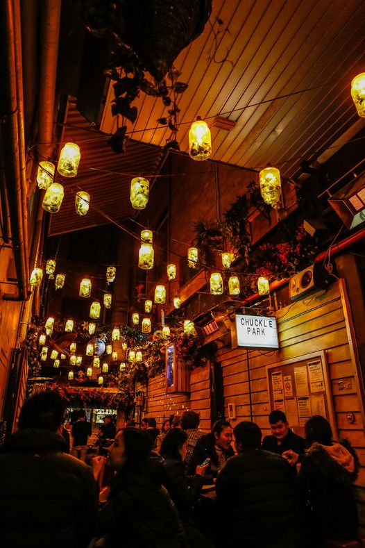 Apply now: Cocktail bartender, afternoon and evening shifts at Chuckle ...